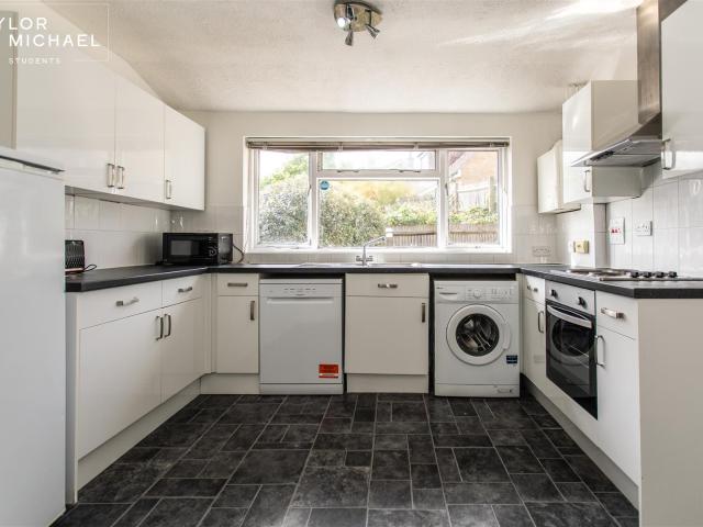 Room at Rushlake Road, Stanmer