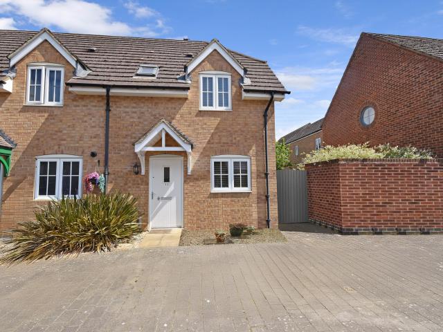 House at Rushton Mews, Weldon