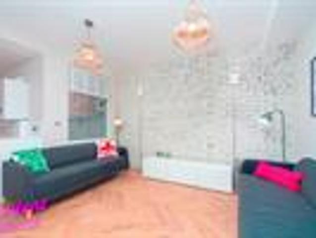 House at Ruskin Avenue, Manchester