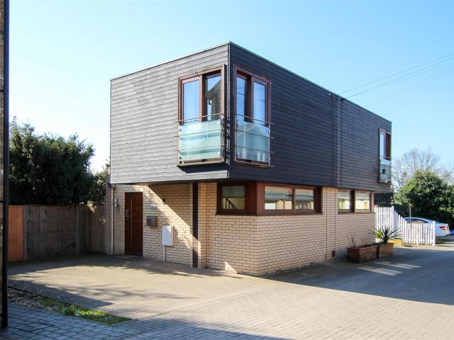 House at Sandy Lane, Cambridge
