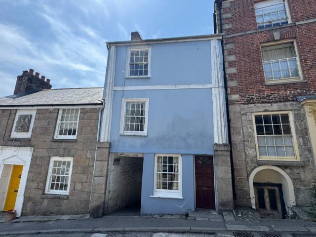 House at Saracen Way, Penryn
