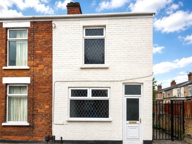 House at Saunders Way, Caistor