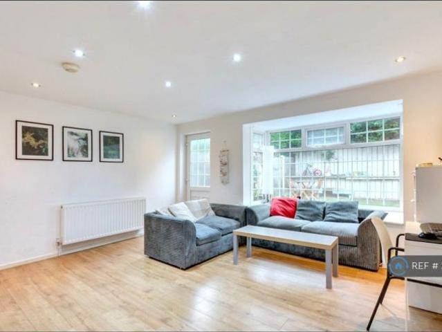 House at Saxon Green, Nottingham