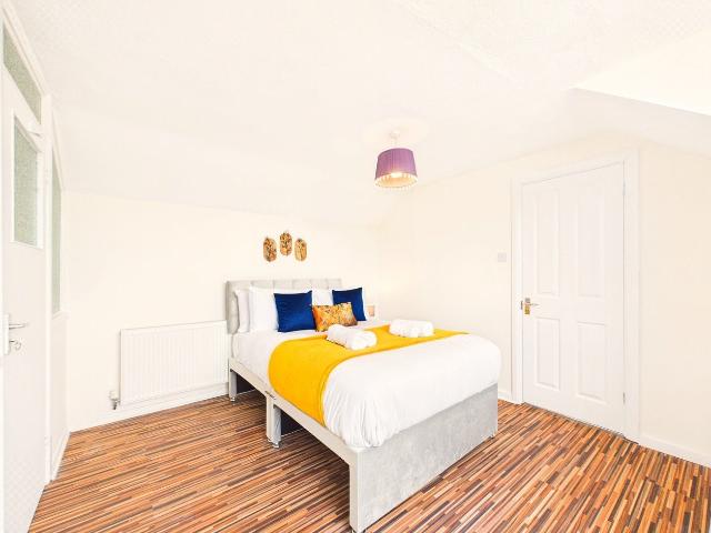 House at Saywell Road, Luton