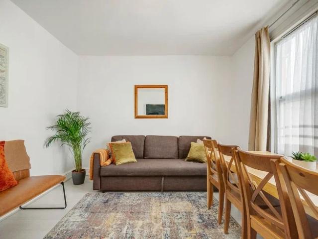 House at Seaford Road, Greater London