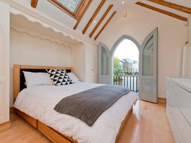 House at Sedleigh Road, Greater London