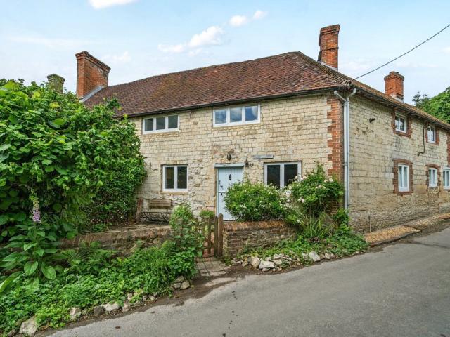 House at Selborne Road, East Hampshire
