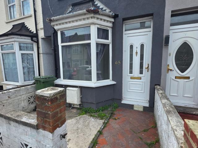 House at Selbourne Road, Luton