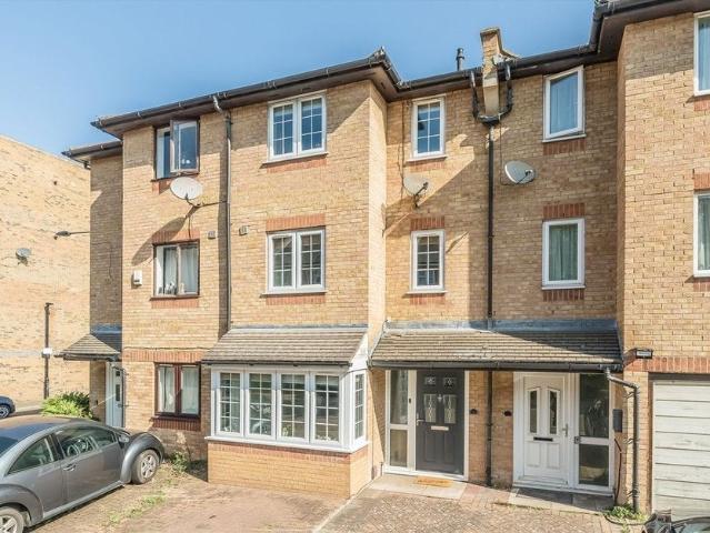 House at Severnake Close, Greater London