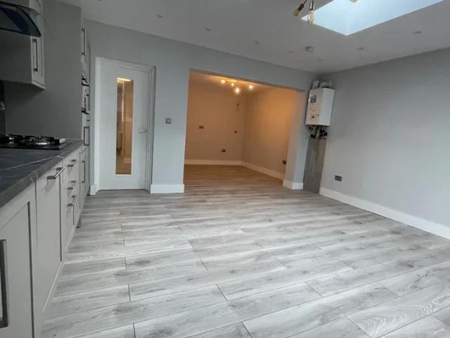House at Seymour Avenue, Luton