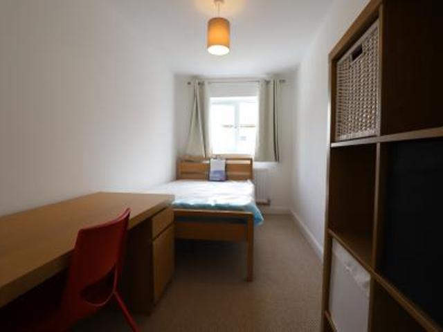 Room at Shaw Street, Newcastle under Lyme