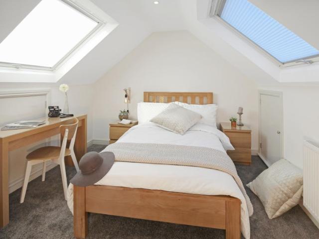 House at Shaws Road, Crawley