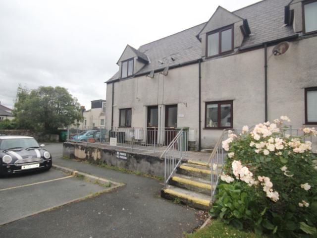 House at Shaftesbury Cottages, Plymouth