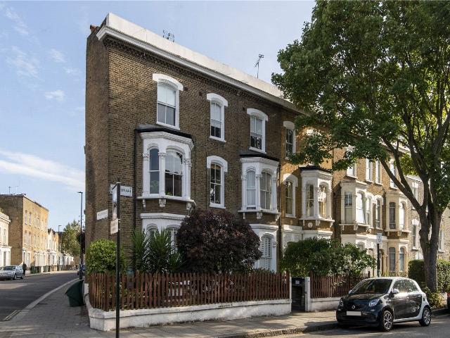 House at Shakespeare Road, Greater London