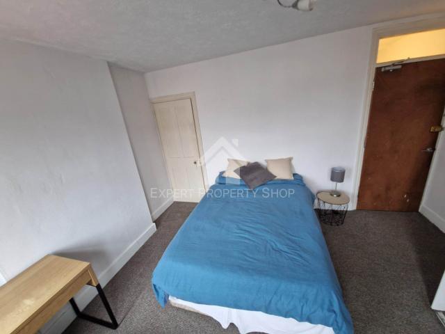 House at Sheals Crescent, Maidstone