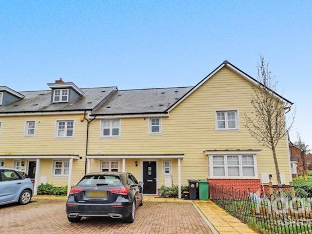 House at Shearwater Close, Ashford