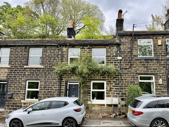 House at Sheffield Road, Holme Valley
