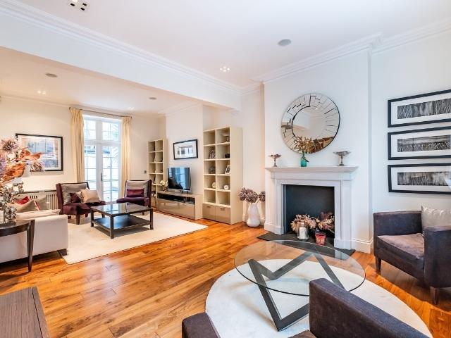 House at Sheffield Terrace, Greater London