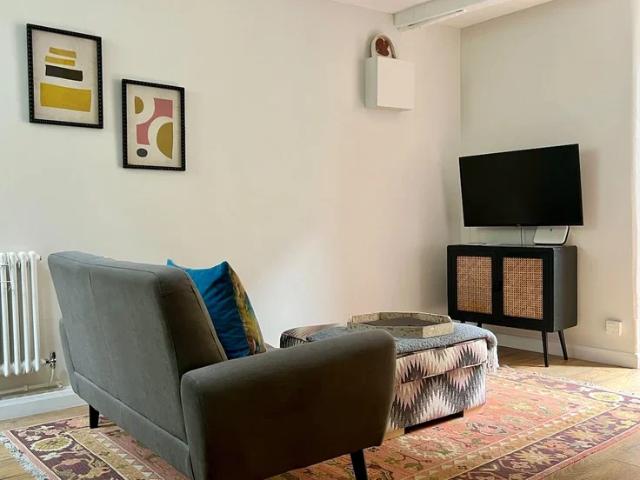 Room at Sheppard's Barton, Frome