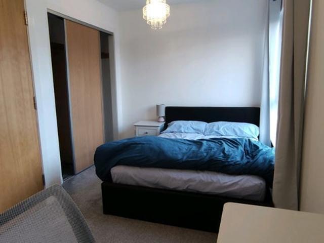 House at Shuna Crescent, Glasgow