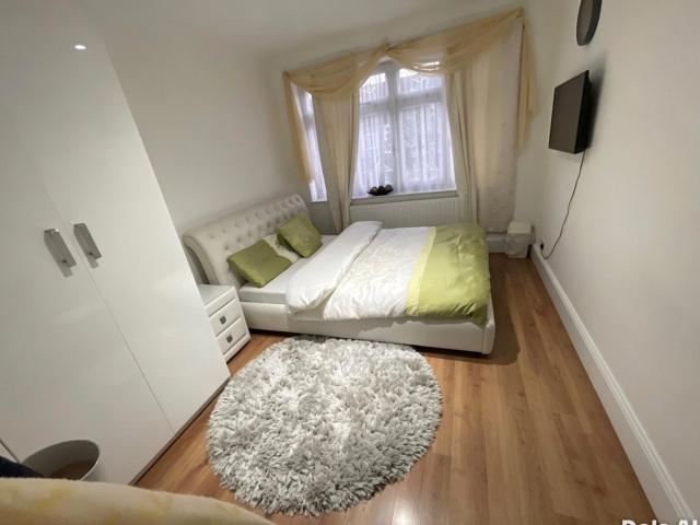 House at Silverdale Avenue, Greater London