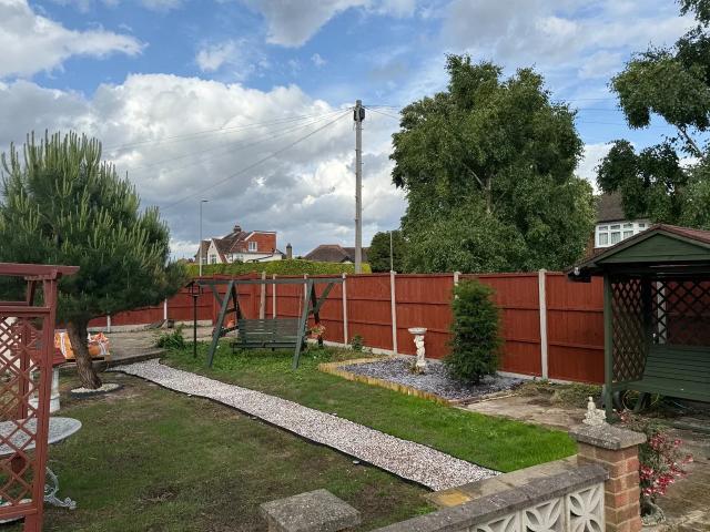 House at Somerset Avenue, Greater London