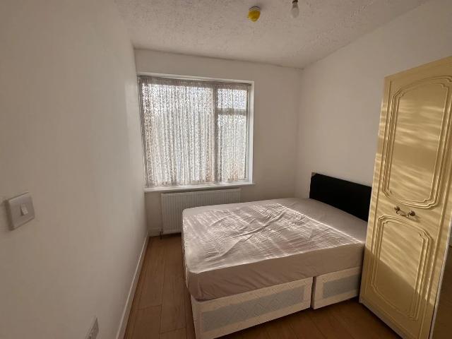 House at South Park Terrace, Greater London