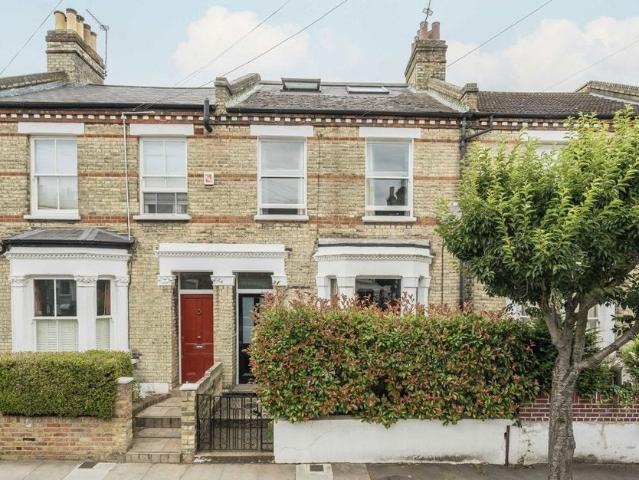 House at Southfields Road, Greater London