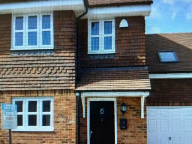 House at Smith Way, Maidstone