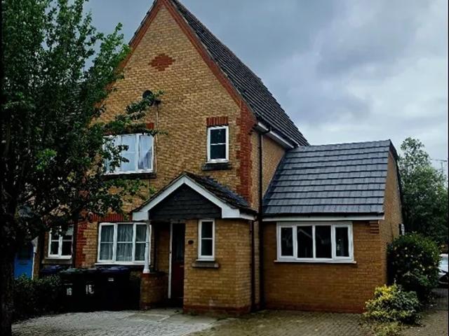 House at Sparkford Gardens, Greater London