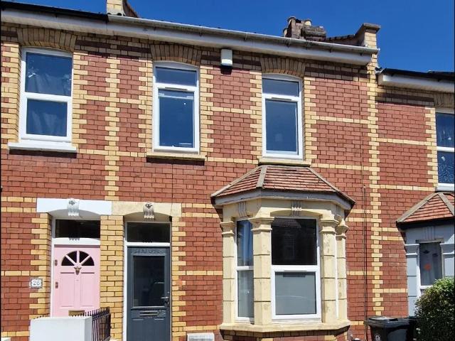 House at Springfield Avenue, Bristol
