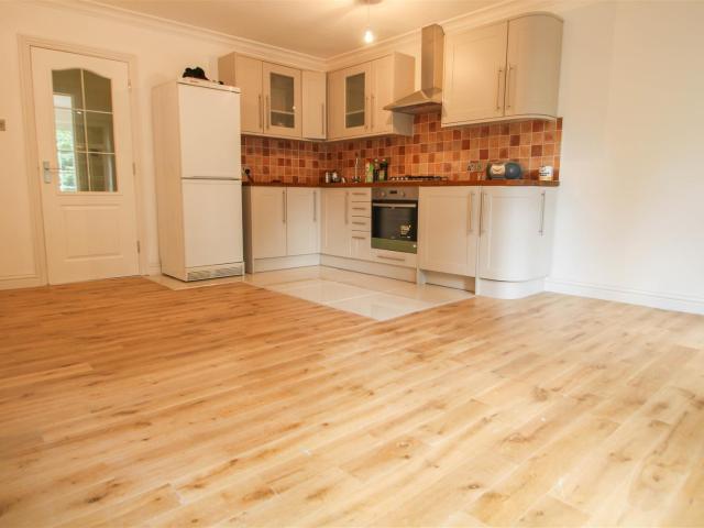 House at Springfield Road, Surrey Heath