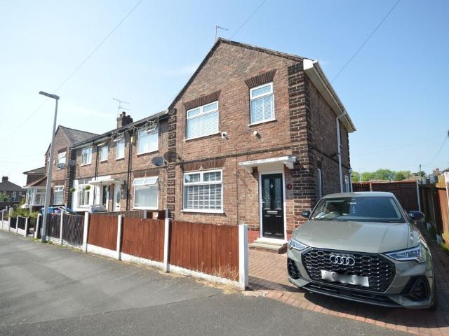 House at Squires Avenue, Widnes