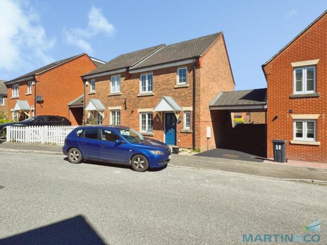 House at Swaffer Way, Ashford