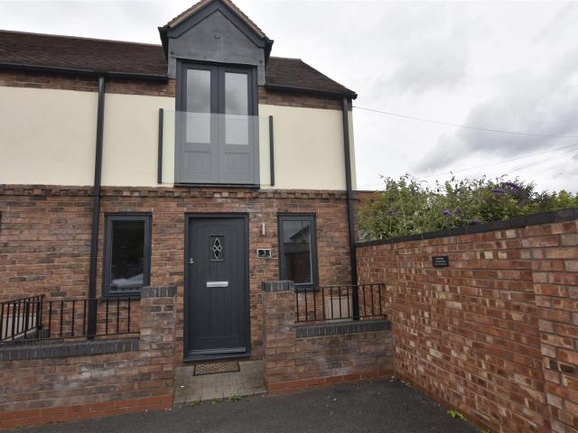 House at Swanpool Walk, Worcester