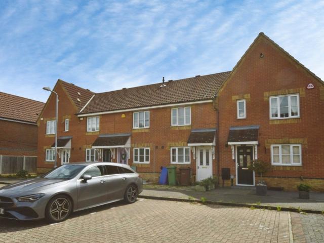 House at Swiftsure Road, South Ockendon