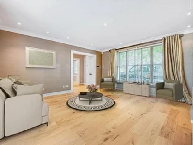 House at St Alban's Grove, Greater London