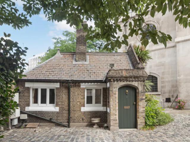 House at St Andrew Street, City of London