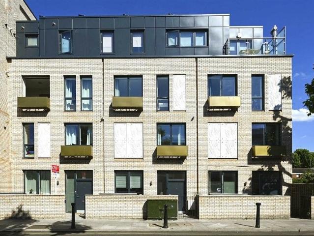 House at St James's Road, Greater London