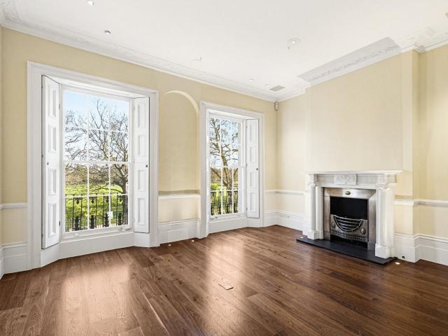 House at St. Leonard's Terrace, Greater London
