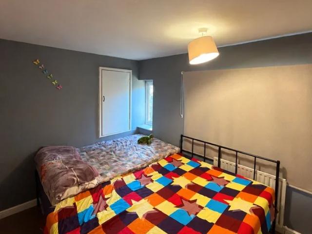 House at St Nicholas Close, Greater London