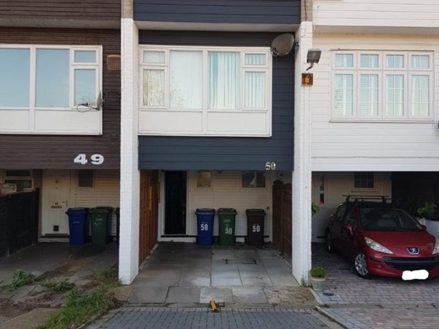 House at St Peters Road, Chadwell St Mary