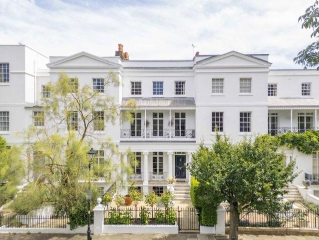 House at St Peter's Villas, Greater London