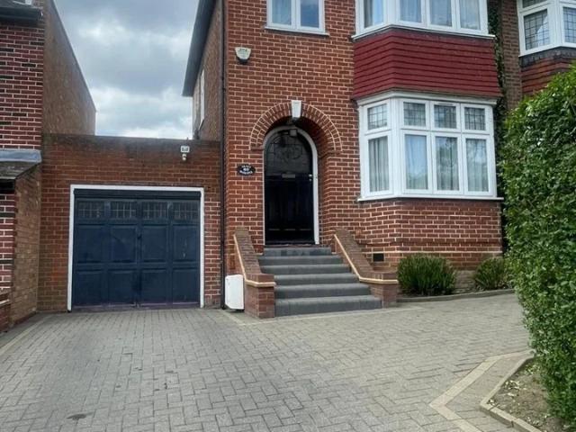 House at St Ronans Crescent, Greater London