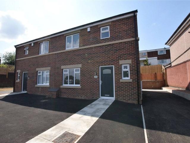 House at Stonecliffe Drive, Leeds