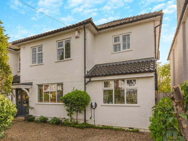 House at Station Road, Amersham