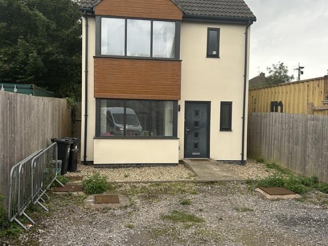 House at Station Road, Bristol