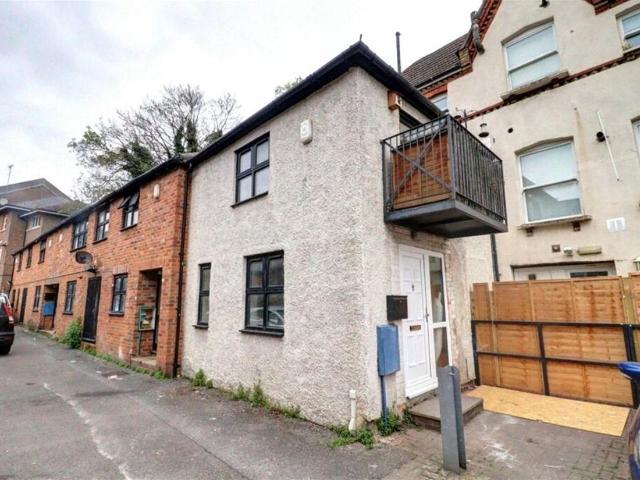 House at Station Road, High Wycombe
