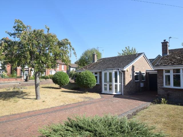 House at Station Road, Newport