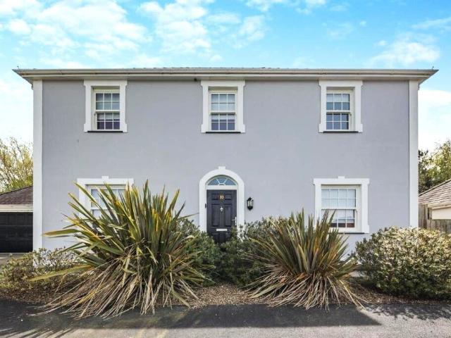 House at Stad Craig Ddu, Llanon